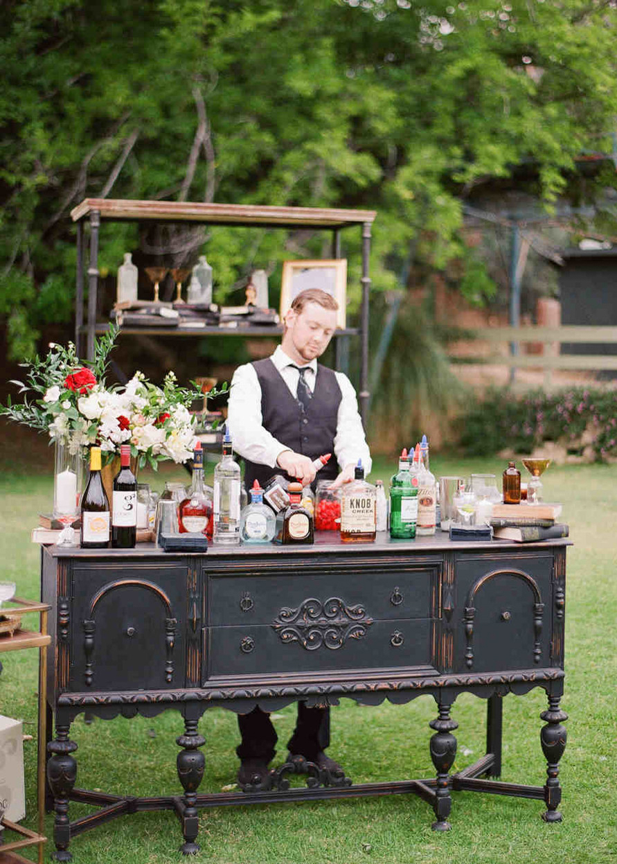 Wedding Bar Ideas To Wow Your Guests - Make Happy Memories