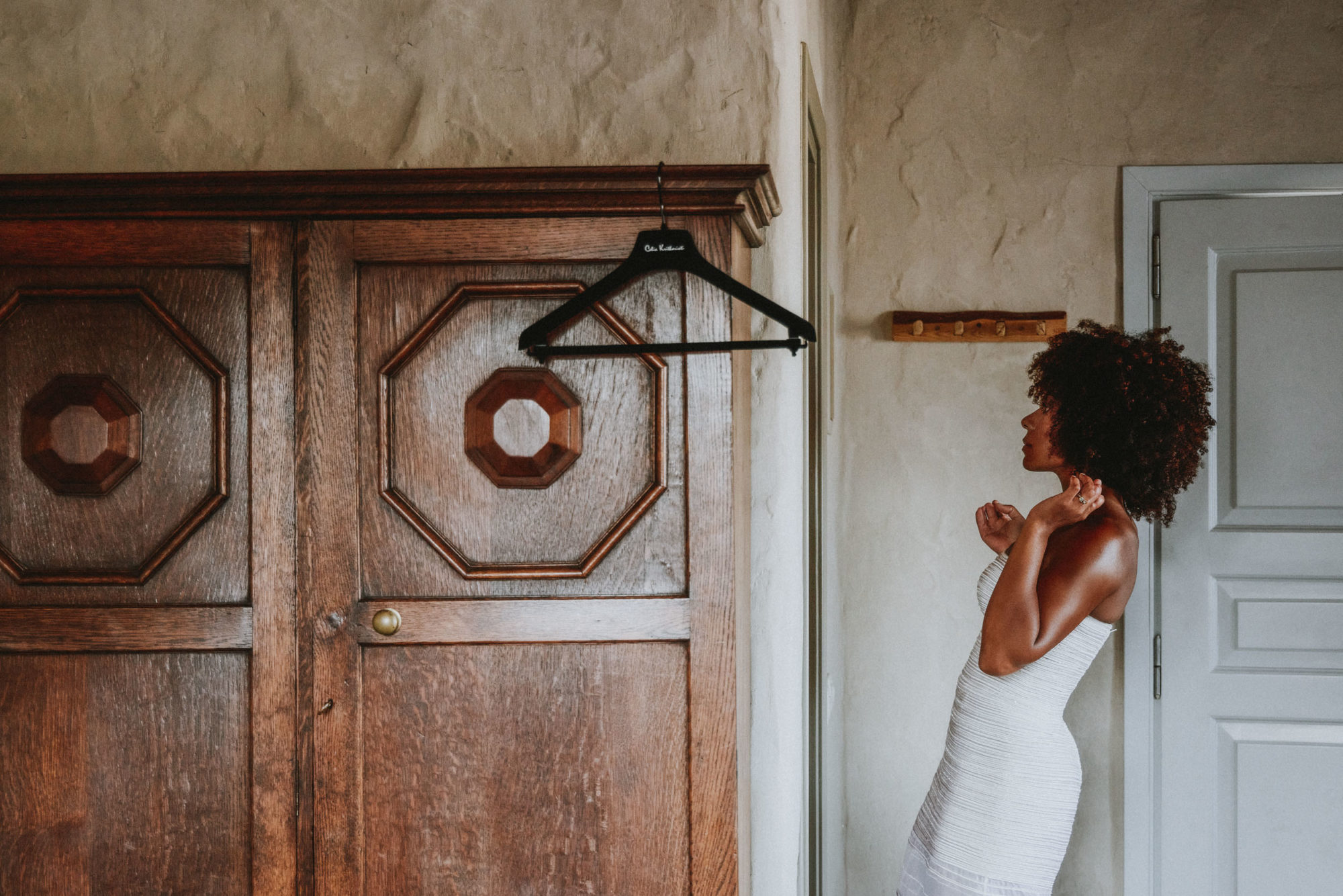 Paros Pulse:Love's Rhythms in Harmony with African Vibes - Make Happy ...